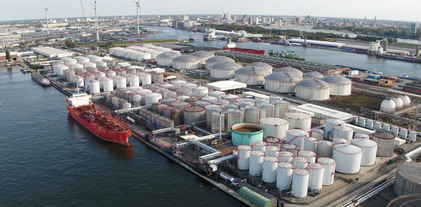 A new Commercial Controller for LBC Tank Terminals